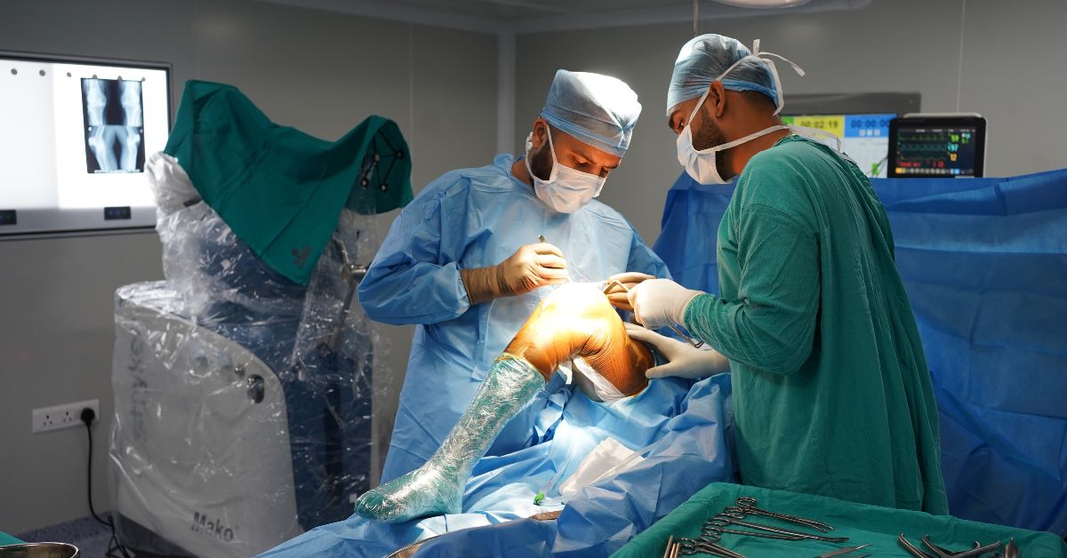 Expert Bone & Joint Care by Experienced Orthopedic Surgeon